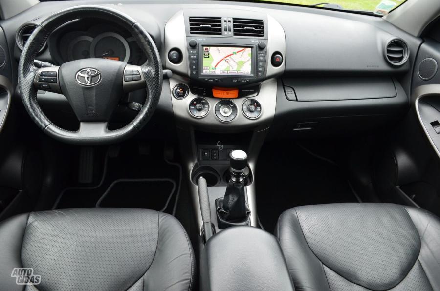Toyota RAV4 2012 Kauņa, ar dzinēja tilpumu 2.20 L un nobraukumu 218 tūkst. km par 7650 €, foto 19 vietnē AUTOMOTO.COM.LV