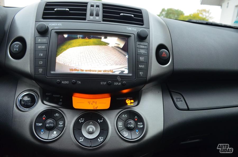 Toyota RAV4 2012 Kauņa, ar dzinēja tilpumu 2.20 L un nobraukumu 218 tūkst. km par 7650 €, foto 20 vietnē AUTOMOTO.COM.LV