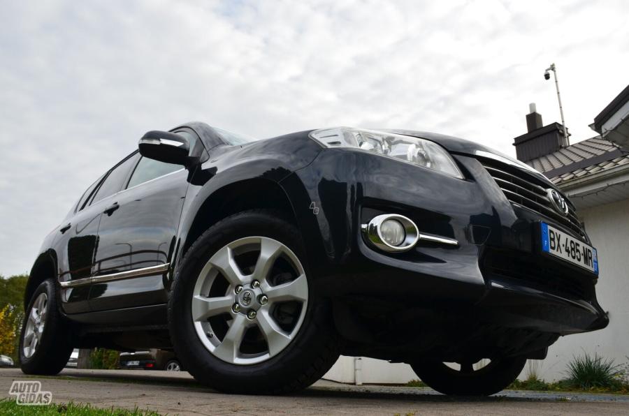 Toyota RAV4 2012 Kauņa, ar dzinēja tilpumu 2.20 L un nobraukumu 218 tūkst. km par 7650 €, foto 30 vietnē AUTOMOTO.COM.LV