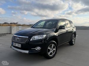 Toyota RAV4 2012 Viļņa, ar dzinēja tilpumu 2.20 L un nobraukumu 278 tūkst. km par 5400 €, foto  vietnē AUTOMOTO.COM.LV