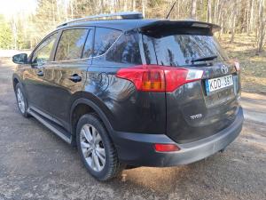Toyota RAV4 2013 in Vilnius, with an engine capacity of 2.20 L and mileage of 288 thousand km for 7750 €, photo 4 on AUTOMOTO.COM.LV