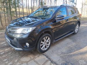 Toyota RAV4 2013 in Vilnius, with an engine capacity of 2.20 L and mileage of 288 thousand km for 7750 €, photo 8 on AUTOMOTO.COM.LV