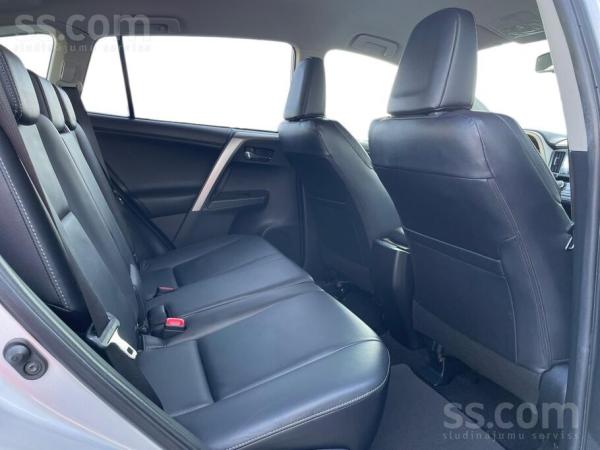Тойота РАВ 4 2013 в Рига, объемом двигателя 2.20 л и пробегом 79 тыс. км за 14990 €, фото 7 на AUTOMOTO.COM.LV