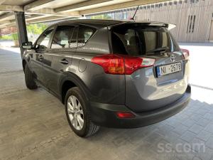 Toyota RAV4 2013 Rīga, ar dzinēja tilpumu 2.20 L un nobraukumu 209 tūkst. km par 10900 €, foto 4 vietnē AUTOMOTO.COM.LV