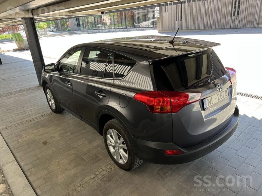 Toyota RAV4 2013 Rīga, ar dzinēja tilpumu 2.20 L un nobraukumu 209 tūkst. km par 10900 €, foto 7 vietnē AUTOMOTO.COM.LV