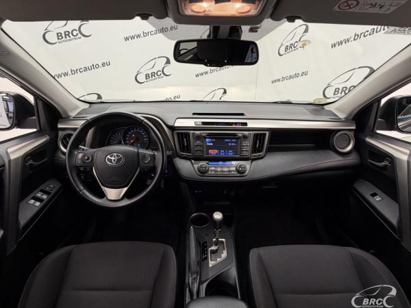 Toyota RAV4 2013 Viļņa, ar dzinēja tilpumu 2.23 L un nobraukumu 255 tūkst. km par 12100 €, foto 3 vietnē AUTOMOTO.COM.LV