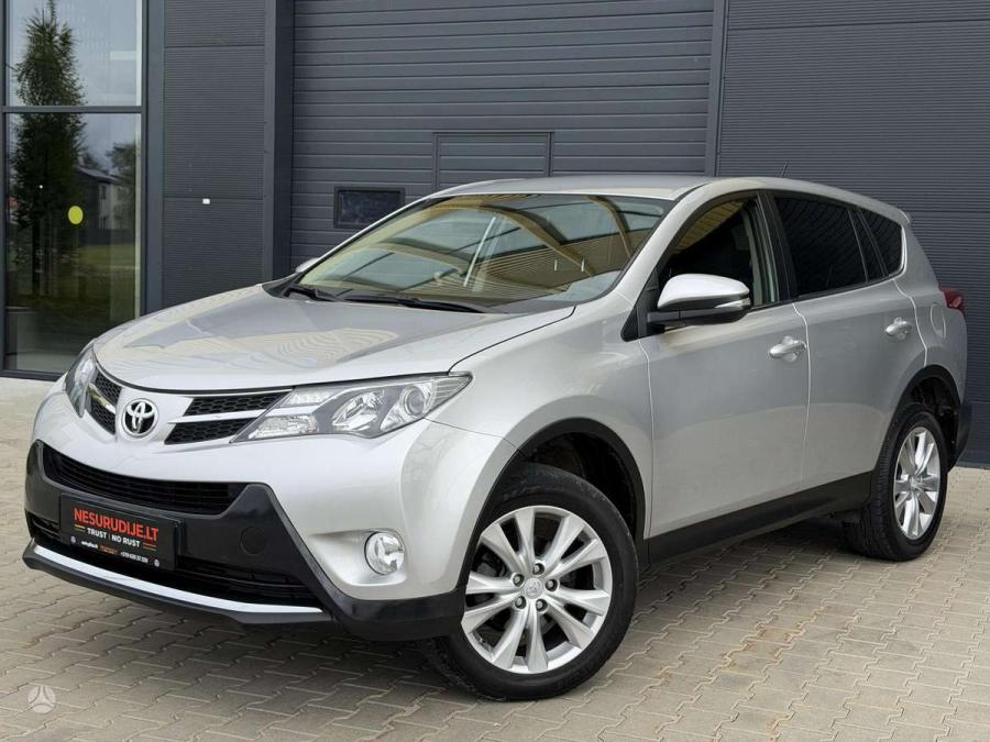 Toyota RAV4 2013 Viļņa, ar dzinēja tilpumu 2.23 L un nobraukumu 200 tūkst. km par 11999 €, foto 1 vietnē AUTOMOTO.COM.LV