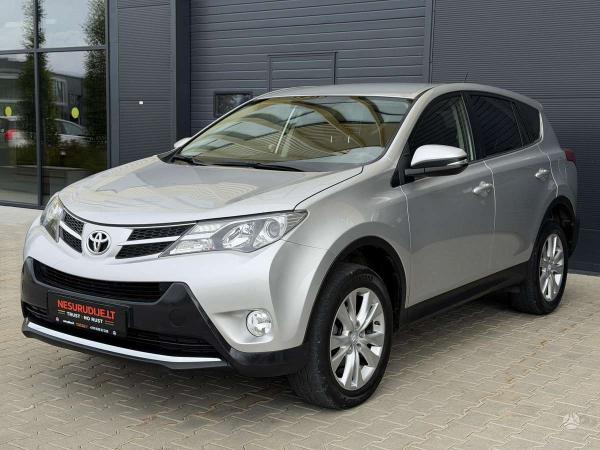 Toyota RAV4 2013 Viļņa, ar dzinēja tilpumu 2.23 L un nobraukumu 200 tūkst. km par 11999 €, foto 2 vietnē AUTOMOTO.COM.LV