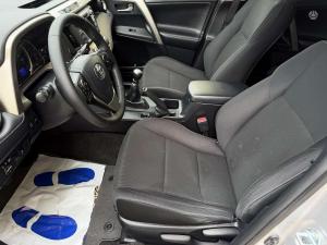 Toyota RAV4 2013 Viļņa, ar dzinēja tilpumu 2.23 L un nobraukumu 200 tūkst. km par 11999 €, foto 10 vietnē AUTOMOTO.COM.LV