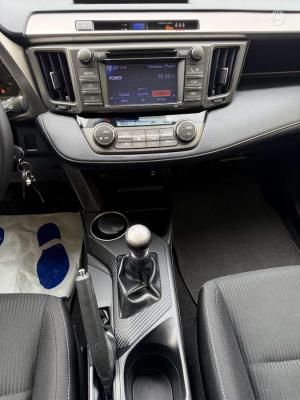 Toyota RAV4 2013 Viļņa, ar dzinēja tilpumu 2.23 L un nobraukumu 200 tūkst. km par 11999 €, foto 20 vietnē AUTOMOTO.COM.LV