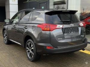 Toyota RAV4 2014 in Vilnius, with an engine capacity of 2.23 L and mileage of 247 thousand km for 10999 €, photo 4 on AUTOMOTO.COM.LV