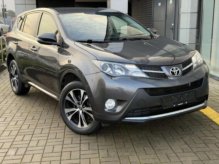 Toyota RAV4 2014 in Vilnius, with an engine capacity of 2.23 L and mileage of 247 thousand km for 10999 €, photo 8 on AUTOMOTO.COM.LV