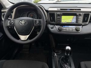 Toyota RAV4 2014 in Vilnius, with an engine capacity of 2.23 L and mileage of 247 thousand km for 10999 €, photo 9 on AUTOMOTO.COM.LV