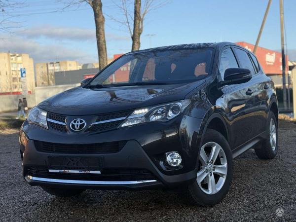 Toyota RAV4 2014 in Ukmerge, with an engine capacity of 2.00 L and mileage of 231 thousand km for 10750 €, photo 2 on AUTOMOTO.COM.LV