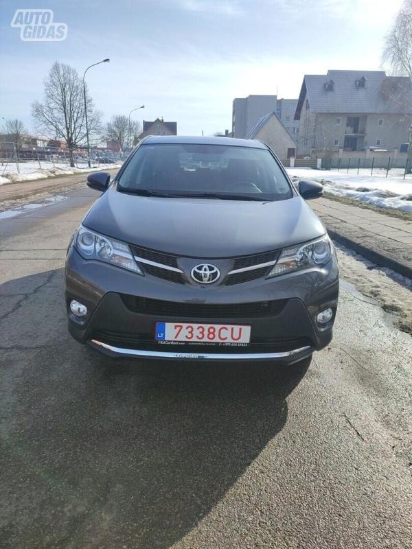 Toyota RAV4 2014 in Klaipeda, with an engine capacity of 2.00 L and mileage of 225 thousand km for 11000 €, photo 1 on AUTOMOTO.COM.LV