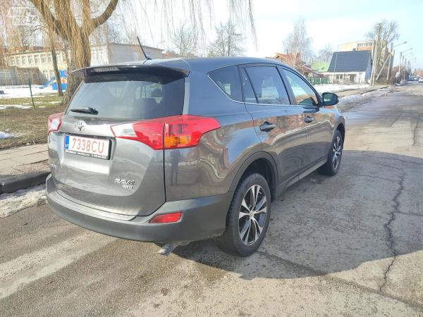 Toyota RAV4 2014 in Klaipeda, with an engine capacity of 2.00 L and mileage of 225 thousand km for 11000 €, photo 3 on AUTOMOTO.COM.LV