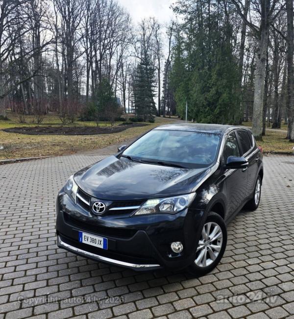 Toyota RAV4 2014 Tallina, ar dzinēja tilpumu 2.20 L un nobraukumu 131 tūkst. km par 13380 €, foto 5 vietnē AUTOMOTO.COM.LV
