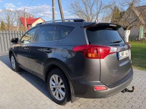 Toyota RAV4 2014 in Panevezys, with an engine capacity of 2.20 L and mileage of 205 thousand km for 12700 €, photo 8 on AUTOMOTO.COM.LV