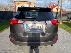 Toyota RAV4 2014 in Panevezys, with an engine capacity of 2.20 L and mileage of 205 thousand km for 12700 €, photo 9 on AUTOMOTO.COM.LV