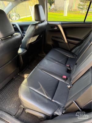 Toyota RAV4 2014 in Panevezys, with an engine capacity of 2.20 L and mileage of 205 thousand km for 12700 €, photo 14 on AUTOMOTO.COM.LV