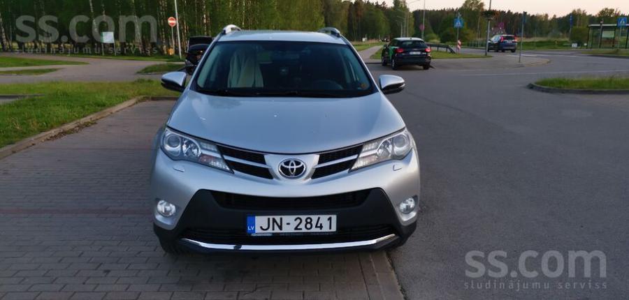 Toyota RAV4 2014 Rīga, ar dzinēja tilpumu 2.00 L un nobraukumu 257 tūkst. km par 10000 €, foto 1 vietnē AUTOMOTO.COM.LV