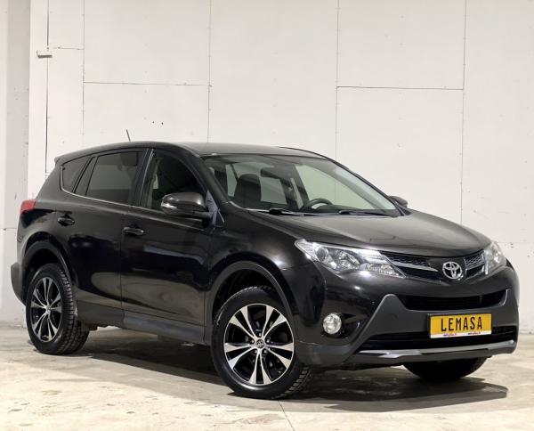 Toyota RAV4 2015 in Klaipeda, with an engine capacity of 0.00 L and mileage of 183 thousand km for 11590 €, photo 2 on AUTOMOTO.COM.LV
