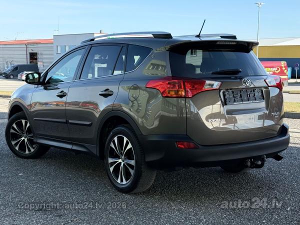 Toyota RAV4 2015 Tartu, ar dzinēja tilpumu 2.00 L un nobraukumu 227 tūkst. km par 12699 €, foto 2 vietnē AUTOMOTO.COM.LV
