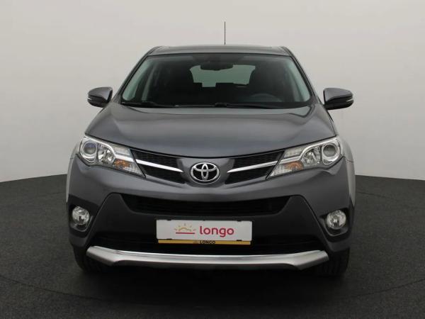 Toyota RAV4 2015 in Vilnius, with an engine capacity of 2.00 L and mileage of 199 thousand km for 13499 €, photo 3 on AUTOMOTO.COM.LV