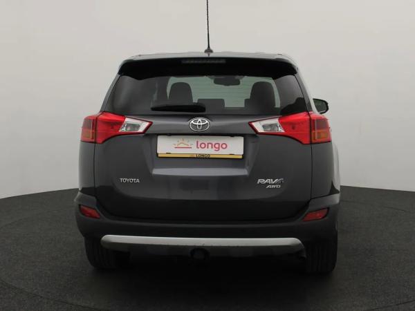 Toyota RAV4 2015 in Vilnius, with an engine capacity of 2.00 L and mileage of 199 thousand km for 13499 €, photo 5 on AUTOMOTO.COM.LV