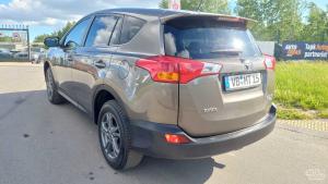Toyota RAV4 2015 Kauņa, ar dzinēja tilpumu 2.20 L un nobraukumu 194 tūkst. km par 10700 €, foto 5 vietnē AUTOMOTO.COM.LV