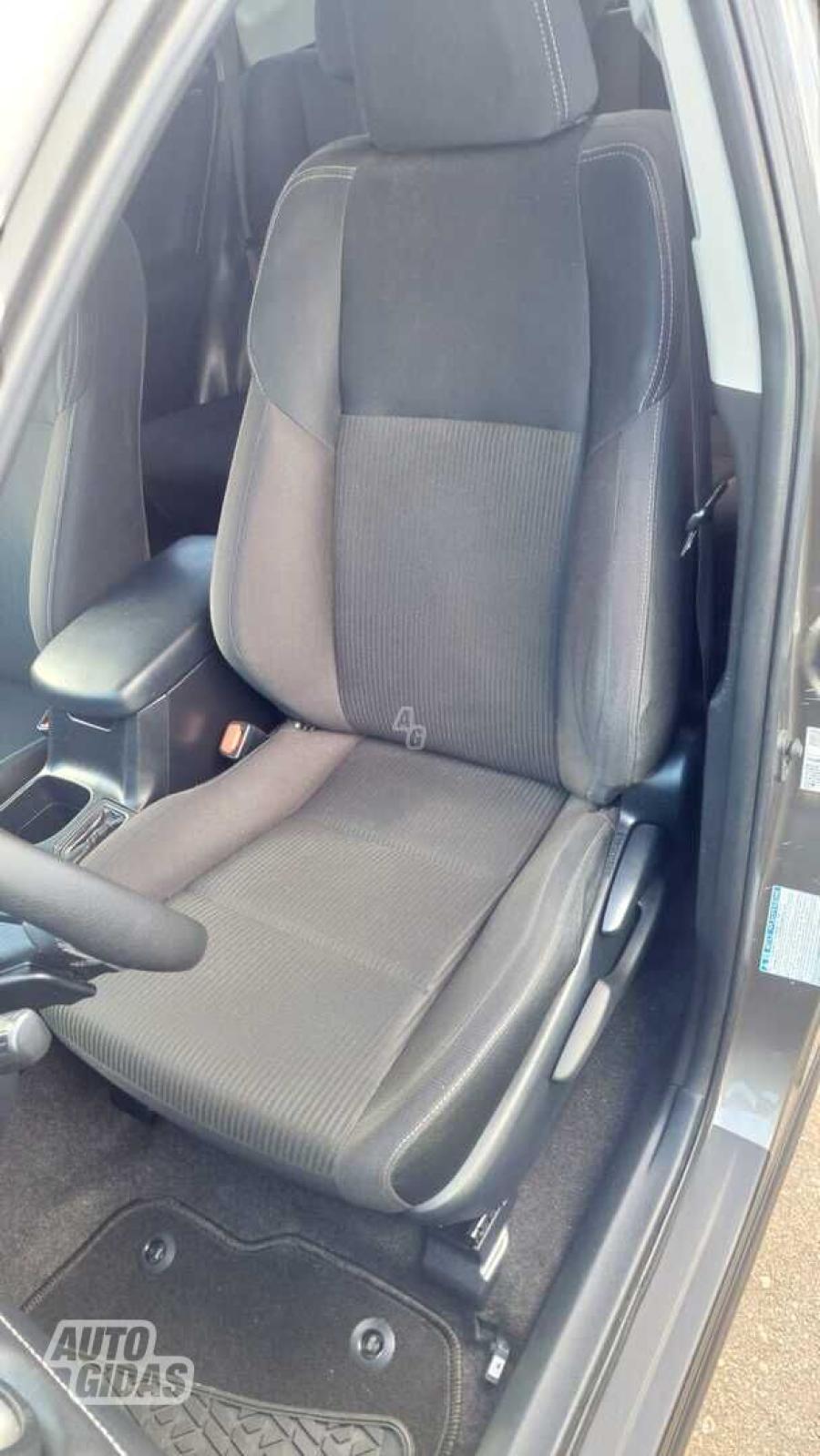 Toyota RAV4 2015 Kauņa, ar dzinēja tilpumu 2.20 L un nobraukumu 194 tūkst. km par 10700 €, foto 9 vietnē AUTOMOTO.COM.LV
