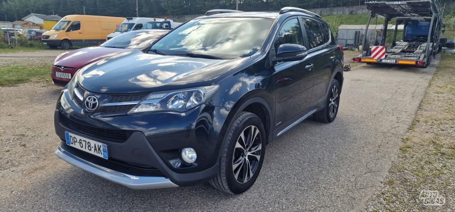 Toyota RAV4 2015 in Vilnius, with an engine capacity of 2.00 L and mileage of 242 thousand km for 11970 €, photo 3 on AUTOMOTO.COM.LV