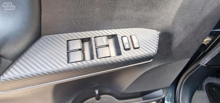 Toyota RAV4 2015 in Vilnius, with an engine capacity of 2.00 L and mileage of 242 thousand km for 11970 €, photo 8 on AUTOMOTO.COM.LV