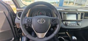 Toyota RAV4 2015 in Vilnius, with an engine capacity of 2.00 L and mileage of 242 thousand km for 11970 €, photo 12 on AUTOMOTO.COM.LV