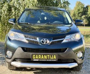 Toyota RAV4 2015 in Siauliai, with an engine capacity of 2.00 L and mileage of 239 thousand km for 13999 €, photo 6 on AUTOMOTO.COM.LV