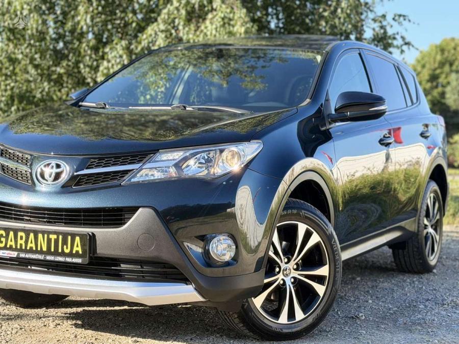 Toyota RAV4 2015 in Siauliai, with an engine capacity of 2.00 L and mileage of 239 thousand km for 13999 €, photo 15 on AUTOMOTO.COM.LV