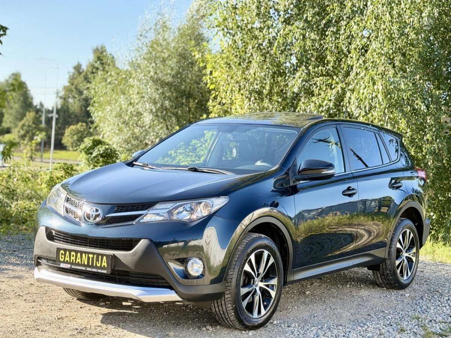 Toyota RAV4 2015 in Siauliai, with an engine capacity of 2.00 L and mileage of 239 thousand km for 13999 €, photo 19 on AUTOMOTO.COM.LV