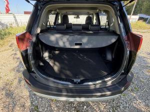 Toyota RAV4 2015 in Siauliai, with an engine capacity of 2.00 L and mileage of 239 thousand km for 13999 €, photo 44 on AUTOMOTO.COM.LV