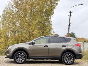 Toyota RAV4 2015 in Siauliai, with an engine capacity of 2.00 L and mileage of 235 thousand km for 14700 €, photo 14 on AUTOMOTO.COM.LV