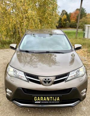 Toyota RAV4 2015 in Siauliai, with an engine capacity of 2.00 L and mileage of 235 thousand km for 14700 €, photo 22 on AUTOMOTO.COM.LV