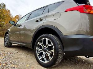 Toyota RAV4 2015 in Siauliai, with an engine capacity of 2.00 L and mileage of 235 thousand km for 14700 €, photo 24 on AUTOMOTO.COM.LV