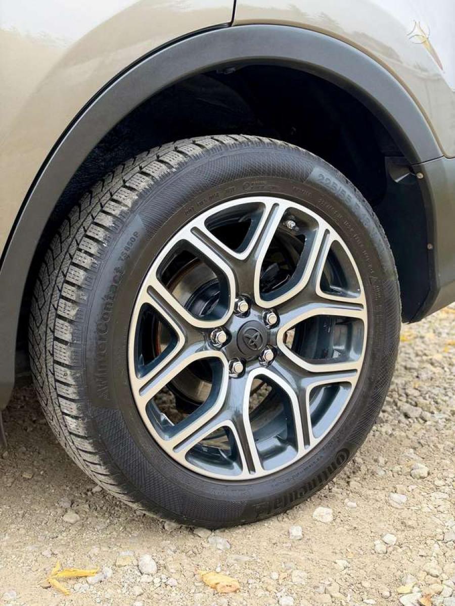 Toyota RAV4 2015 in Siauliai, with an engine capacity of 2.00 L and mileage of 235 thousand km for 14700 €, photo 28 on AUTOMOTO.COM.LV