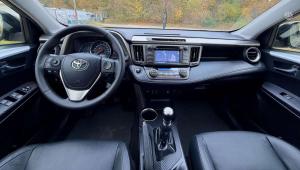 Toyota RAV4 2015 in Siauliai, with an engine capacity of 2.00 L and mileage of 235 thousand km for 14700 €, photo 36 on AUTOMOTO.COM.LV