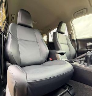 Toyota RAV4 2015 in Siauliai, with an engine capacity of 2.00 L and mileage of 235 thousand km for 14700 €, photo 38 on AUTOMOTO.COM.LV