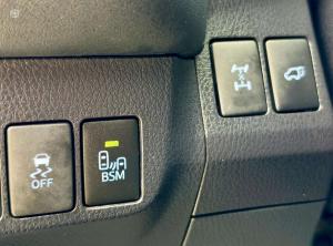 Toyota RAV4 2015 in Siauliai, with an engine capacity of 2.00 L and mileage of 235 thousand km for 14700 €, photo 44 on AUTOMOTO.COM.LV