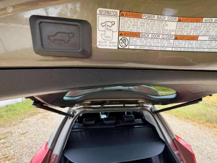 Toyota RAV4 2015 in Siauliai, with an engine capacity of 2.00 L and mileage of 235 thousand km for 14700 €, photo 52 on AUTOMOTO.COM.LV