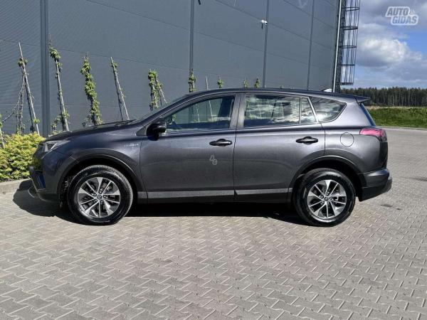 Toyota RAV4 2016 in Vilnius, with an engine capacity of 2.50 L and mileage of 199 thousand km for 15250 €, photo 7 on AUTOMOTO.COM.LV