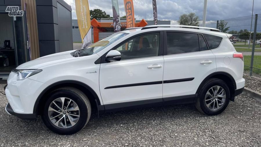 Toyota RAV4 2016 Marijampole, ar dzinēja tilpumu 2.50 L un nobraukumu 190 tūkst. km par 16250 €, foto 9 vietnē AUTOMOTO.COM.LV
