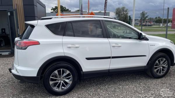 Toyota RAV4 2016 Marijampole, ar dzinēja tilpumu 2.50 L un nobraukumu 190 tūkst. km par 16250 €, foto 9 vietnē AUTOMOTO.COM.LV