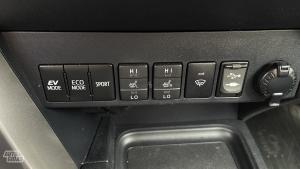 Toyota RAV4 2016 Marijampole, ar dzinēja tilpumu 2.50 L un nobraukumu 190 tūkst. km par 16250 €, foto 17 vietnē AUTOMOTO.COM.LV